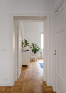 9 Ideas For A Maximalism Scandinavian Interior Design